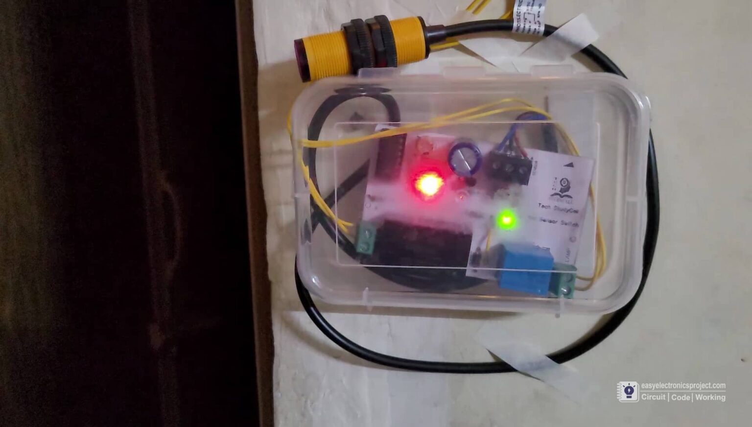 Motion Sensor Light using IR Proximity Sensor & CD4017